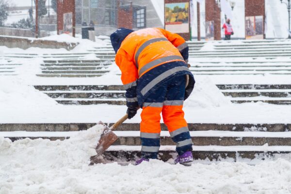 Snow Removal Safety: Protecting Your Facilities Staff This Winter | ISCC